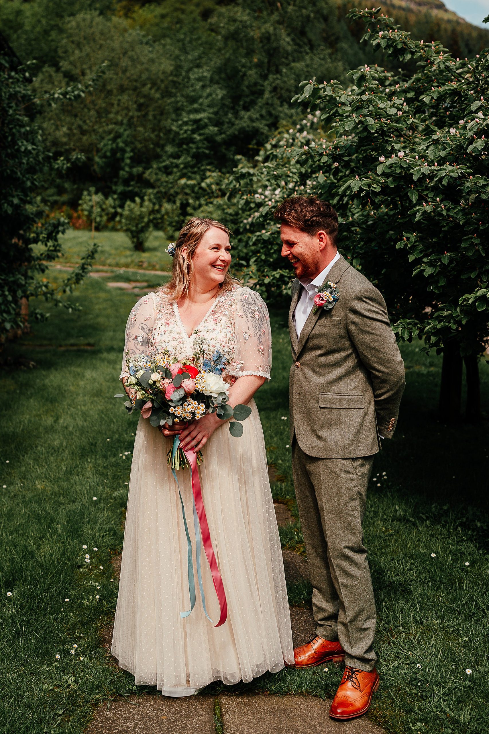A MONACHYLE MHOR ELOPEMENT WITH SERENE LOCHSIDE CEREMONY